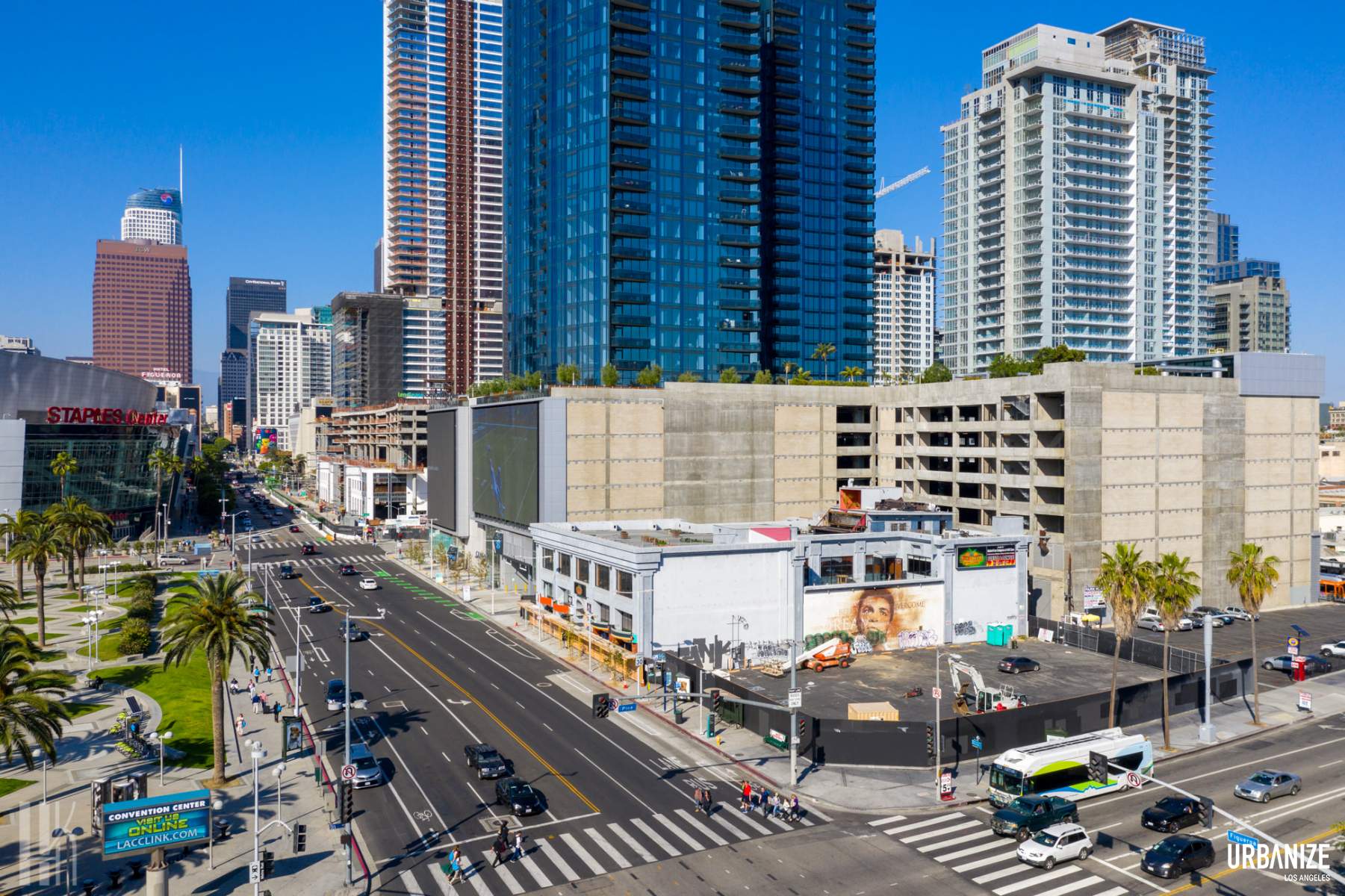 Former Hooters Building at Figueroa and Pico to Make Way for Former Hooters Building at Figueroa and Pico to Make Way for